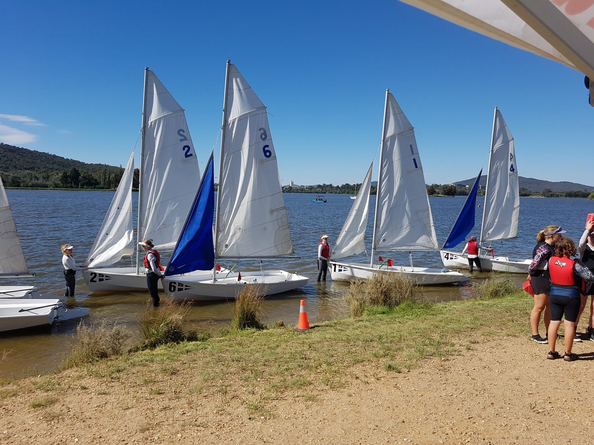 Sailing Club - The Y Canberra Region