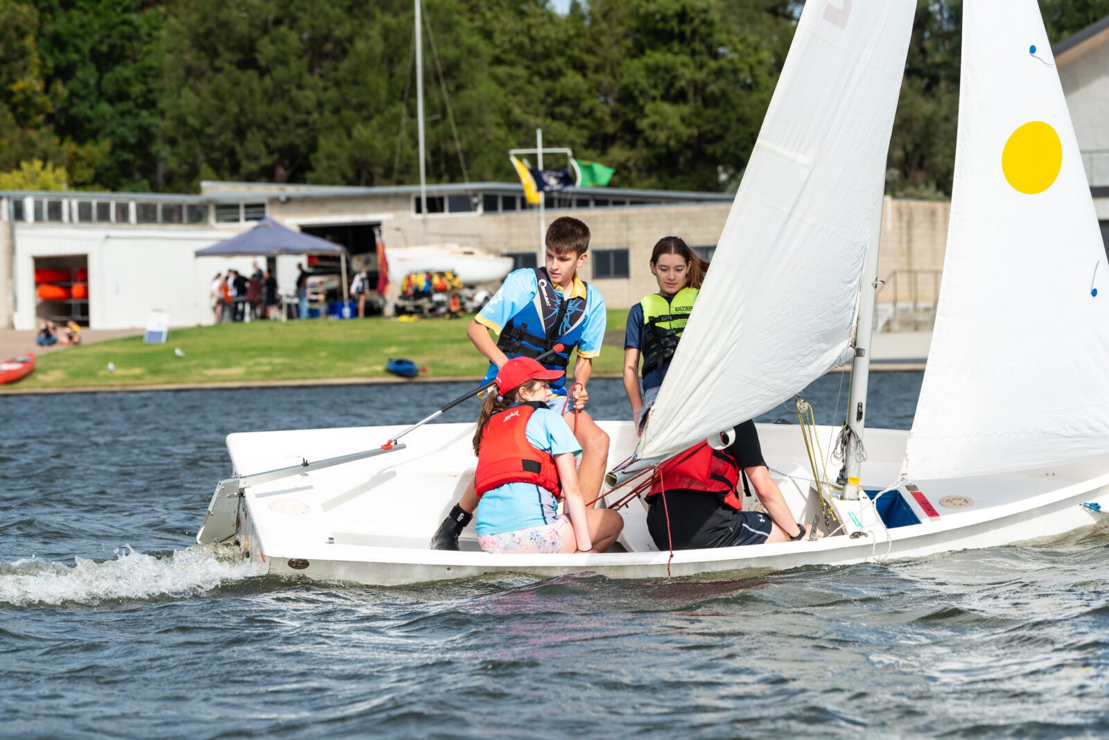 Sailing Club - The Y Canberra Region